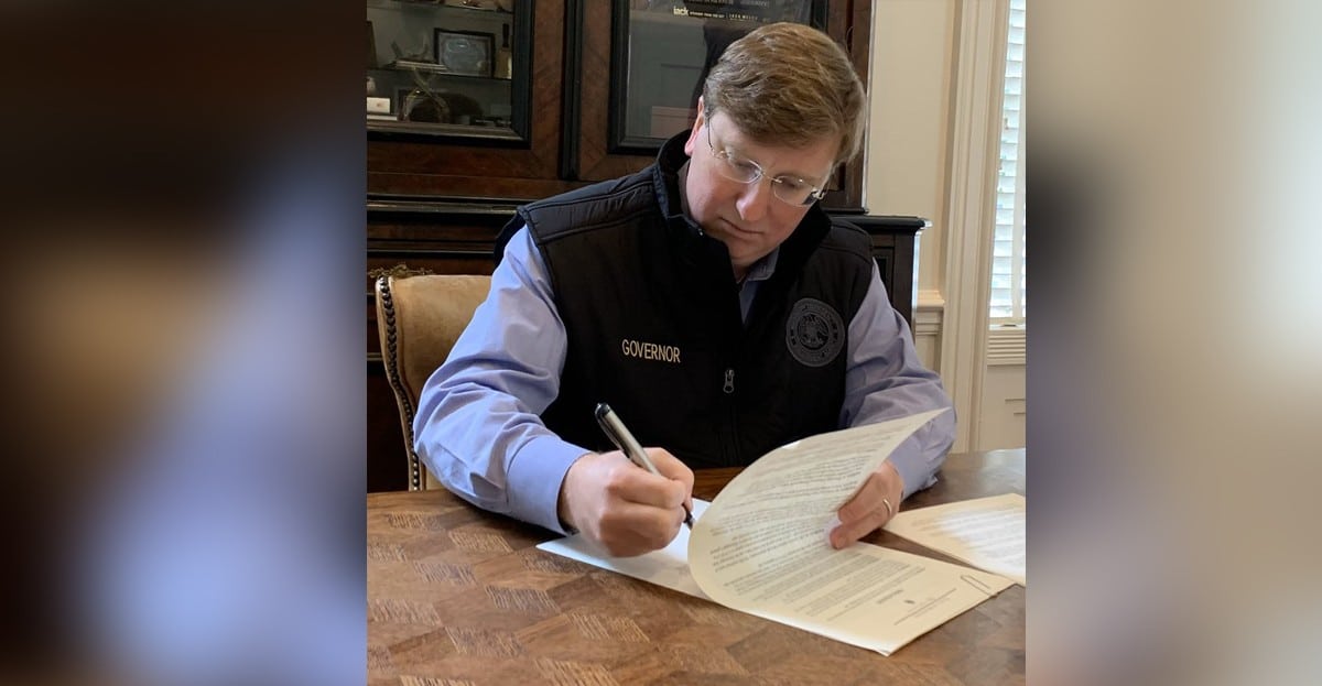 Gov. Reeves signs House Bill 530 into law, giving teachers much ...