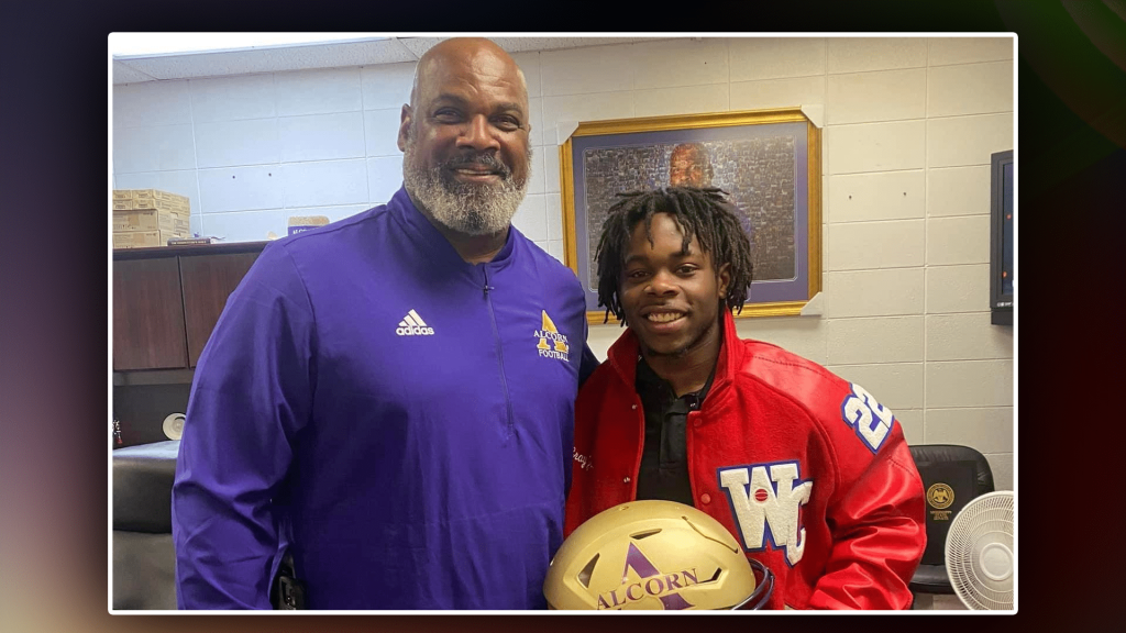 Padre Gray Jr. commits to Alcorn - Vicksburg Daily News